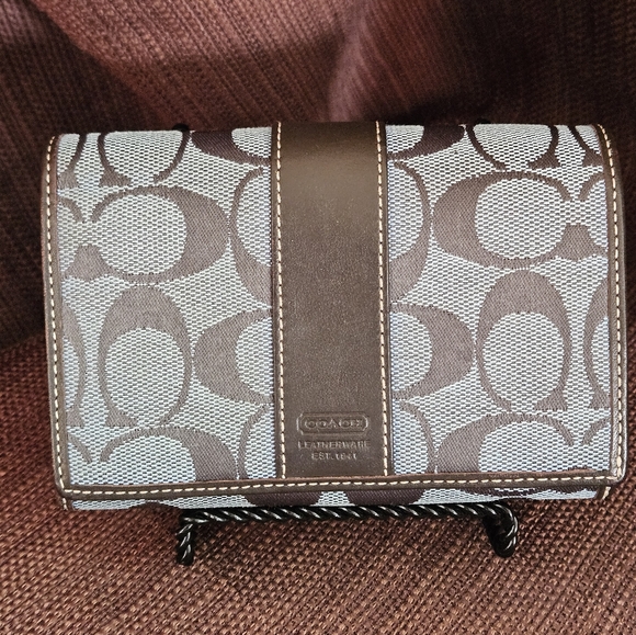Coach | Bags | Coach Signature Canvas Trifold Wallet With Leather Trim ...